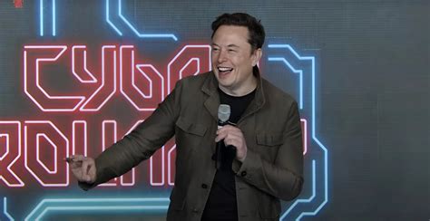 Le Mois Prochain Tesla Dévoilera Son Robotaxi Dans Ce Décor De Cinéma