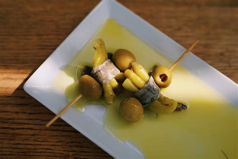 Cuatro Recetas F Ciles Para Aprender A Hacer Los Mejores Pinchos Vascos