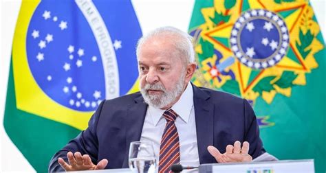 Lula Diz Que Se Candidataria à Reeleição Em 2026 Para “evitar