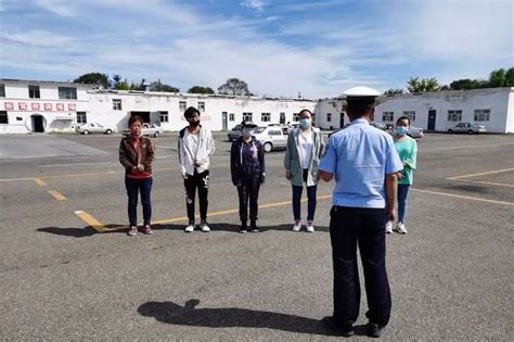 七进宣传 大庆交警进驾校开展“一盔一带”道路交通安全宣传活动澎湃号·政务澎湃新闻 The Paper