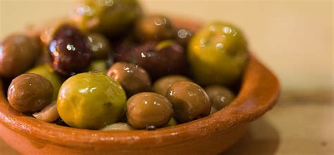 10 Benefits Of Olives Nutrition How To Eat And Side Effects Benefits