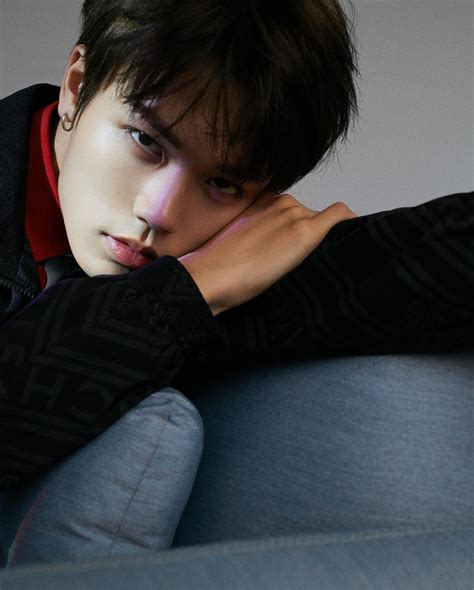10 Potret Lin Yanjun Lawan Main Wan Peng Di Cdrama Crush