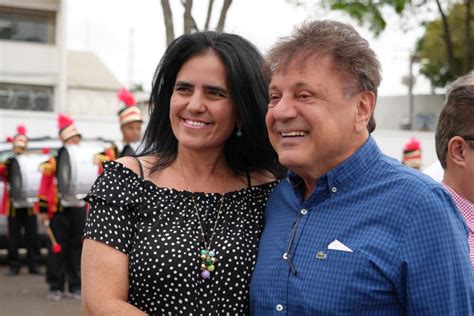 João Netto De Campos Ex Prefeito De Catalão Ganha Busto Na Praça Do