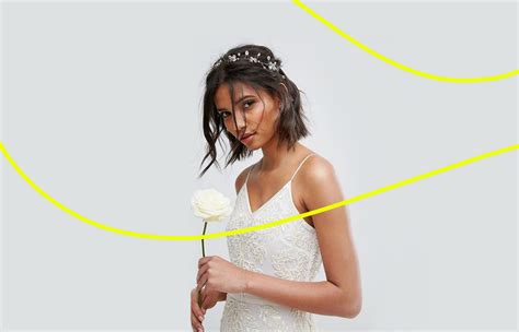 10 Stunning Hairstyles For Short Haired Brides │ Sitting Pretty