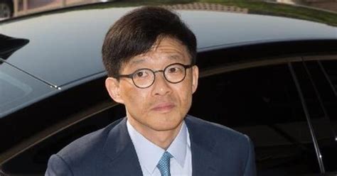 속보 검찰 성추행조사단 성추행·인사보복 안태근 구속영장 청구 속보 검찰 성추행조사단 성추행·인사보복 안태근 구속영장 청구