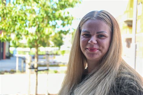 Randaberg Ukraina Hanna Gleder Seg Til Markering Med God Mat I