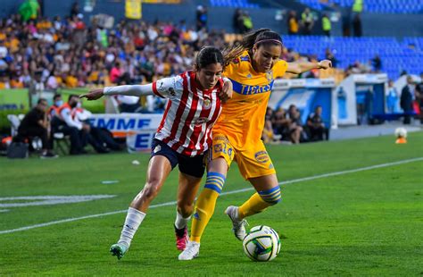 Tigres rescata el invicto en el Volcán ante Chivas Femenil VAVEL