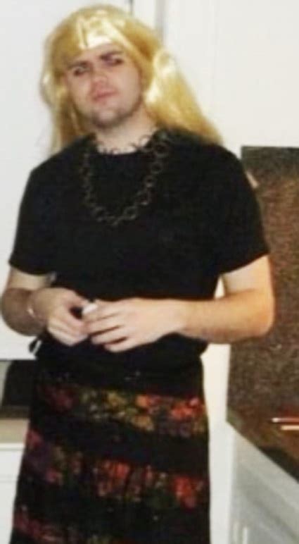 Is This A Real Photo Of Jd Vance Dressed As Woman In Blonde Wig For
