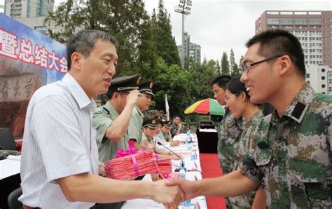 同济大学2012年军训阅兵总结大会举行 同济大学新闻网