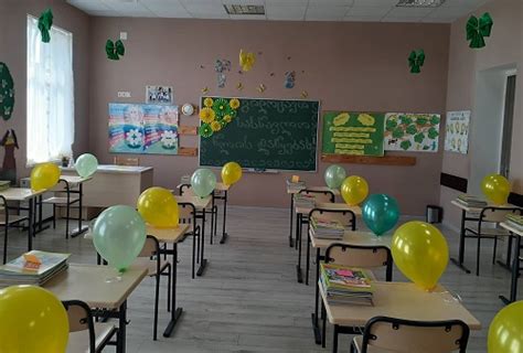 „თქვენი განათლება საქართველოს წინსვლის გარანტია“ შინდისის საჯარო სკოლაში მოსწავლეებს საზეიმო