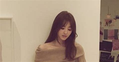 공항가는길 장희진 아찔한 초미니 원피스 일상이 화보