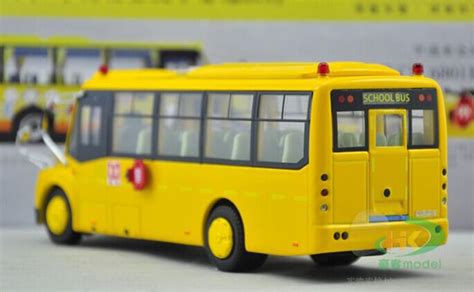 143 Scale Yellow Die Cast School Bus Model Nb8t263 Ezbustoyscom