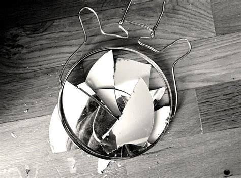 Можно ли дарить зеркало Магия Дома Солнца