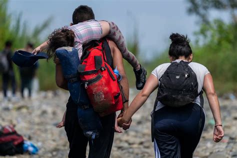 Panamá registró más de 400 000 migrantes llegados a través de la selva del Darién más de la