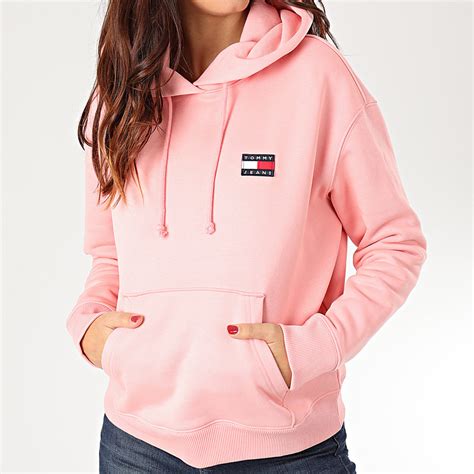 Tommy Jeans Sweat Capuche Femme Tommy Badge Rose Pastel LaBoutiqueOfficielle