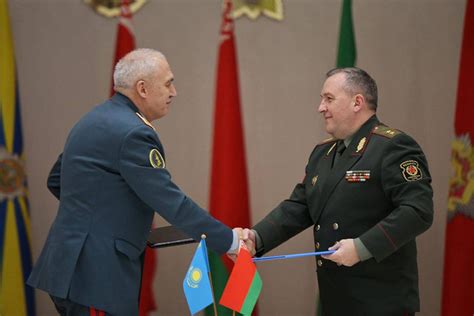 Министерства обороны Беларуси и Казахстана подписали план военного