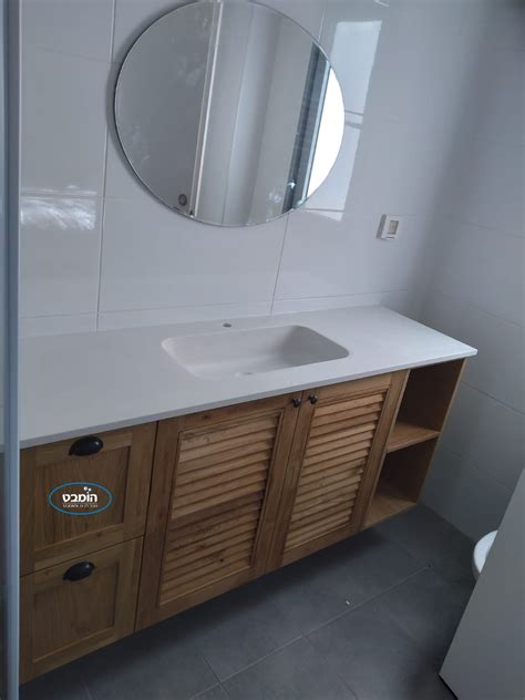 ארון אמבטיה עץ מלא תלוי תריסו עם משטח אינטגרלי יצוק גוליאן ארונות אמבטיה ווד עץ פורניר