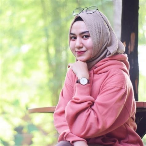 Fentry Gustianti Youtube