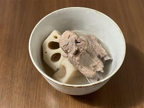 豚のスペアリブと蓮根のスープ Walora