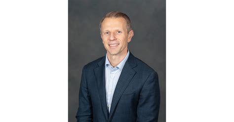 Moon Surgical Appoints Chris Toth As Independent Board Member Ahead Of