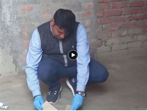 मुजफ्फरपुर में बुजुर्ग दंपती हत्या मामला पुलिस ने बेटे और बहू को लिया हिरासत में Fsl की टीम ने