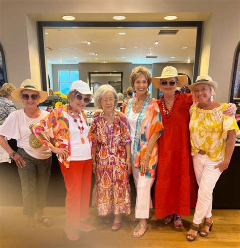 Barb Rohan Hall On Linkedin Fashionshow Fashion Chicosfas