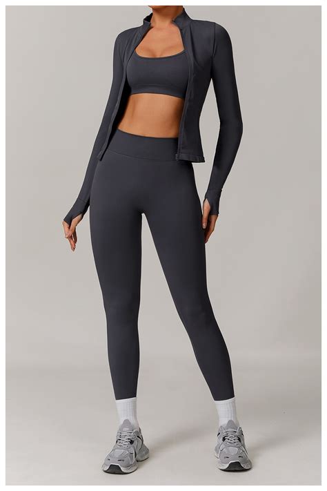 How To Find The Best Yoga Leggings For You This High Waisted Hip