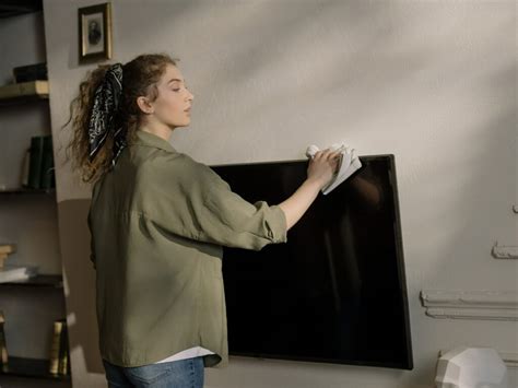How To Clean A TV Screen Fresh Gear