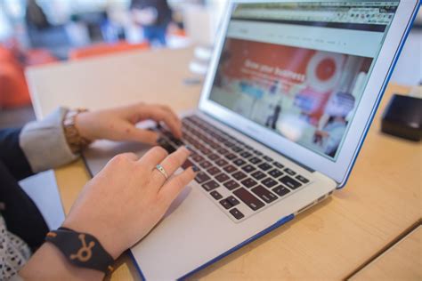 Táticas de marketing digital utilizadas pelas maiores lojas virtuais CCX