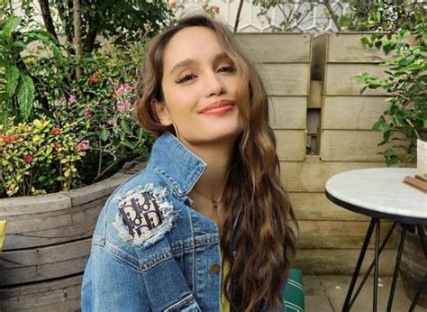 7 Artis Indonesia Yang Pernah Vakum Dari Dunia Hiburan Demi Selesaikan