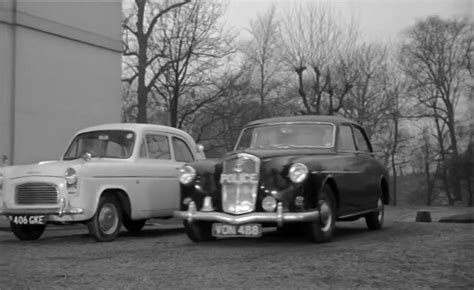 Imcdb Org Wolseley Police Series Iii In Clue Of The New Pin