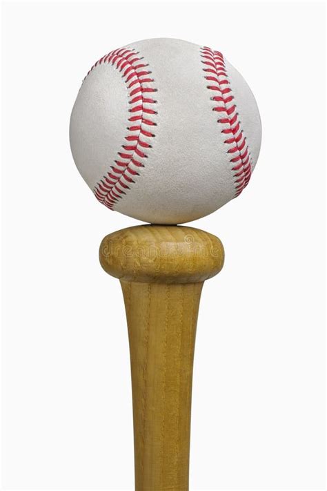 Bate de béisbol y béisbol foto de archivo Imagen de aislado