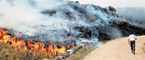 En Córdoba Combaten Diez Incendios En El Valle De Punilla La Nacion