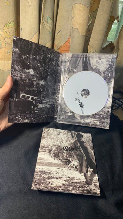欣紘二手cd 有2個宣傳鋼印 盒裝 蕭敬騰 王妃 宣傳片 Cd無法讀取 Yahoo奇摩拍賣