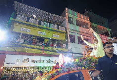 With Nitish Kumar On His Side Pm Modi Holds Grand Roadshow In Bihars