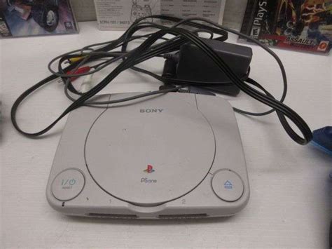 Sony Ps1 Game Console With 3 Controllers And Multiple Controller Sony Ps1 Game Console With 3 Controllers And Multiple Controller