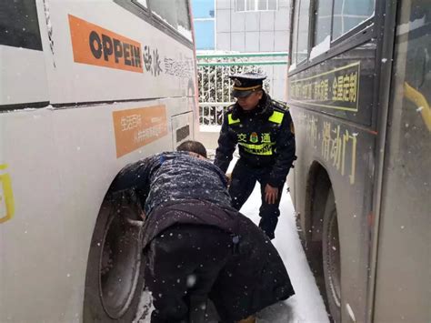 抗冰保畅 暴雪第一天，向坚守一线的湖南运管人员致敬！ 三湘万象 湖南在线 华声在线