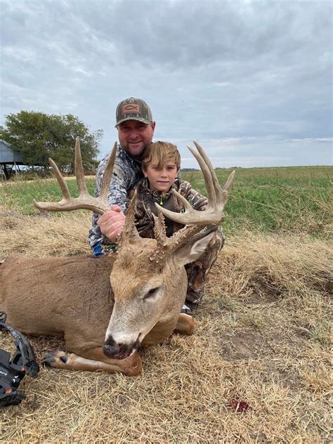 Kansas Trophy Whitetail Destination Worldwide Trophy Adventures