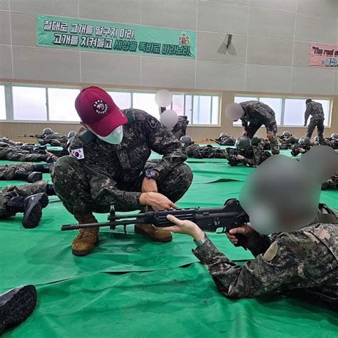 잡담 제이홉 군대 조교 사진 새로 뜸 인스티즈 instiz 연예 카테고리