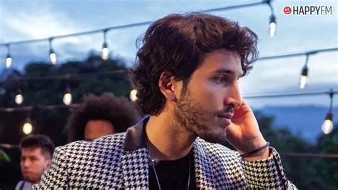 Sebastián Yatra protagonista de un desnudo integral en redes sociales
