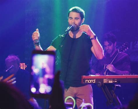 Pin By Daleen B On Darren Criss Darren Criss Criss Concert