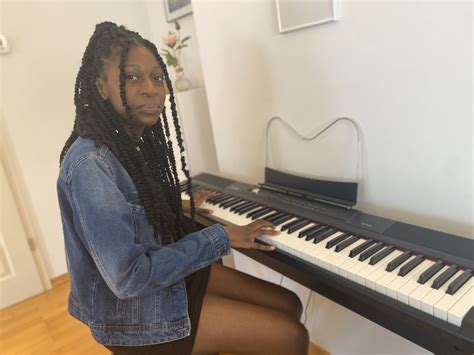 Sarreguemines A ans Carmen Taffo sort son premier single Radio Mélodie