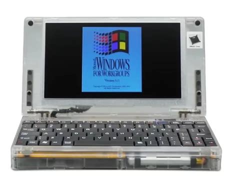 Pocket386 Ultra Portable Laptop Quietly Released With Win95 Compatibility And Uncommon Processor