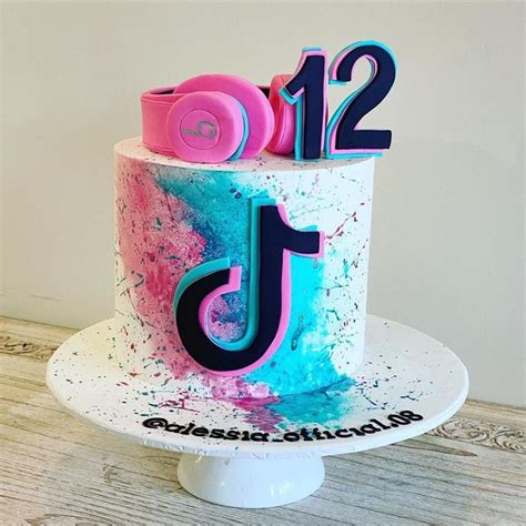 13 Cute Tik Tok Cake Ideas Some Are Absolutely Beautiful 14th