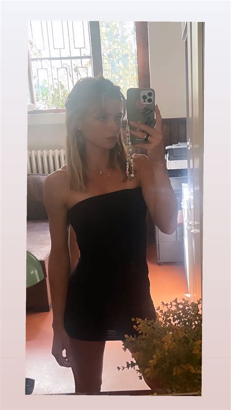 Looking Very Sexy In That Black Dress R Camila Giorgi