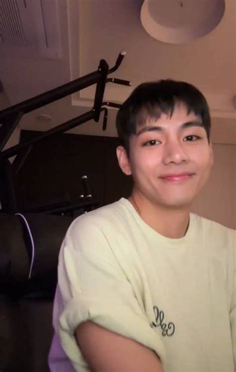 Bts Community Post Перевод трансляции нашего будущего красавчика