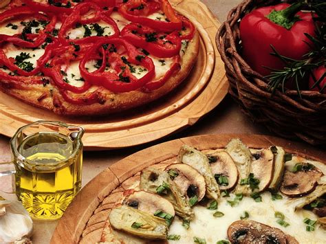 Pizza Mushrooms Pepper Oil Garlic Hd Wallpaper Wallpaperbetter