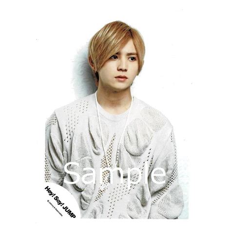山田涼介heysayjump 公式生写真 Dear・衣装グレー・背景白・目線右方向・口閉じ Z 11358アレイズブック・ヤフー
