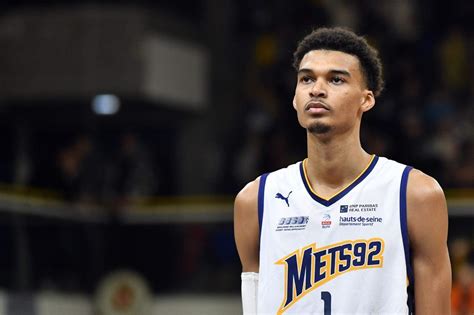 Wembanyama Llega A Nueva York Para El Draft De La Nba