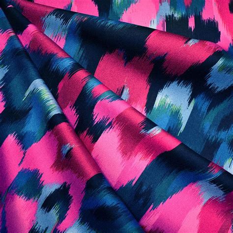 Abstract Ikat Floral Print Silky Rayon Sateen Raspberryocean Di 2025